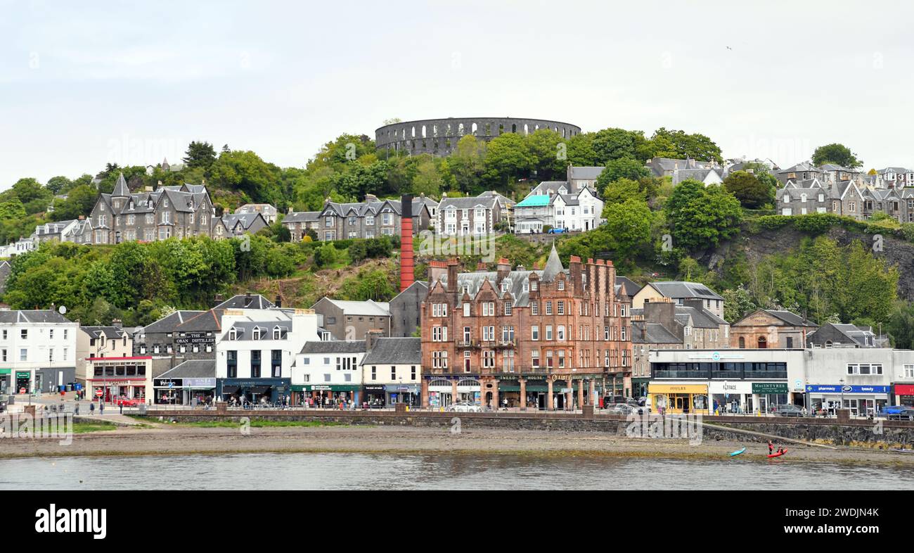 Oban town centre hi-res stock photography and images - Alamy