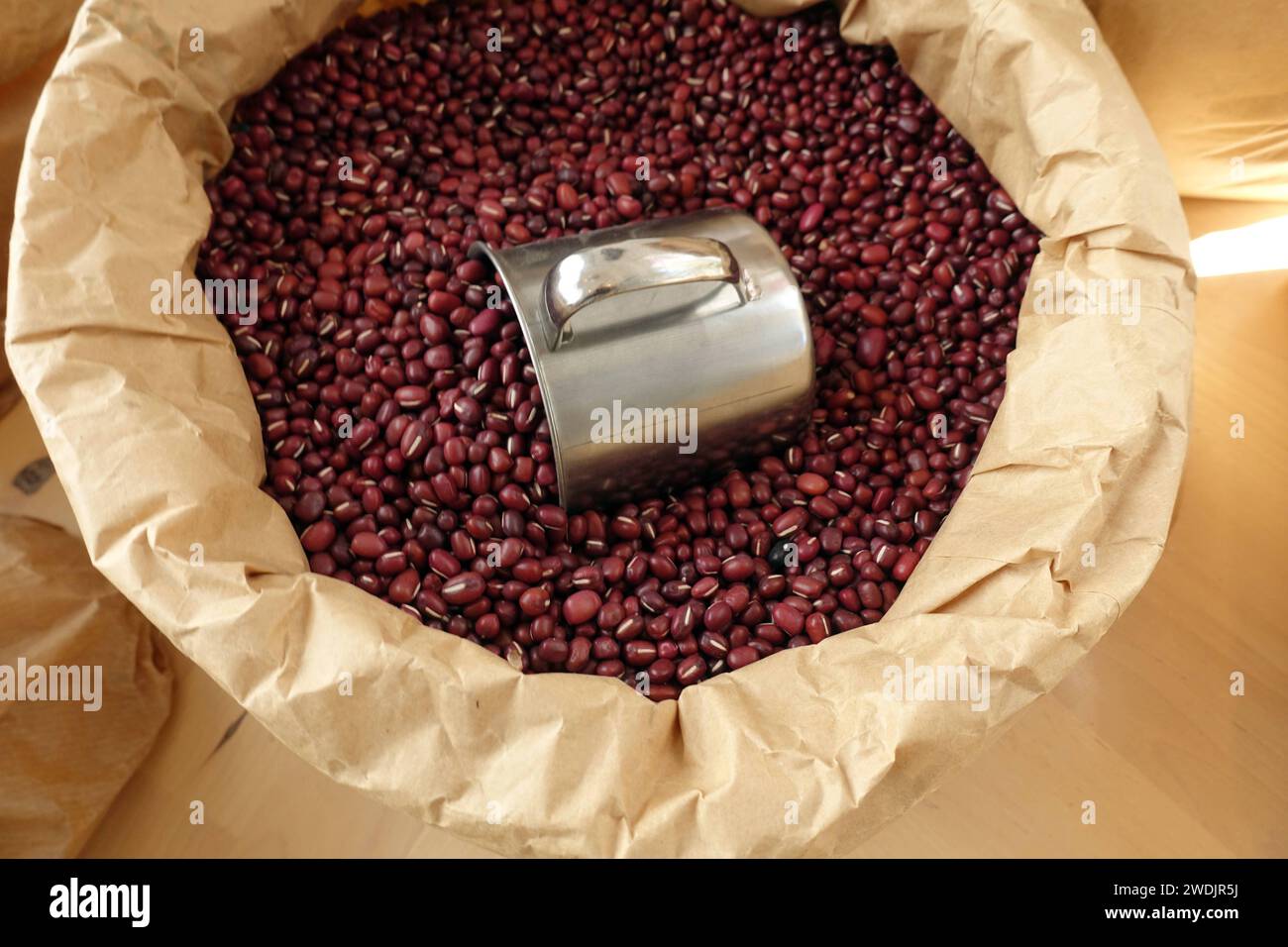 Azukibohnen hi-res stock photography and images - Alamy