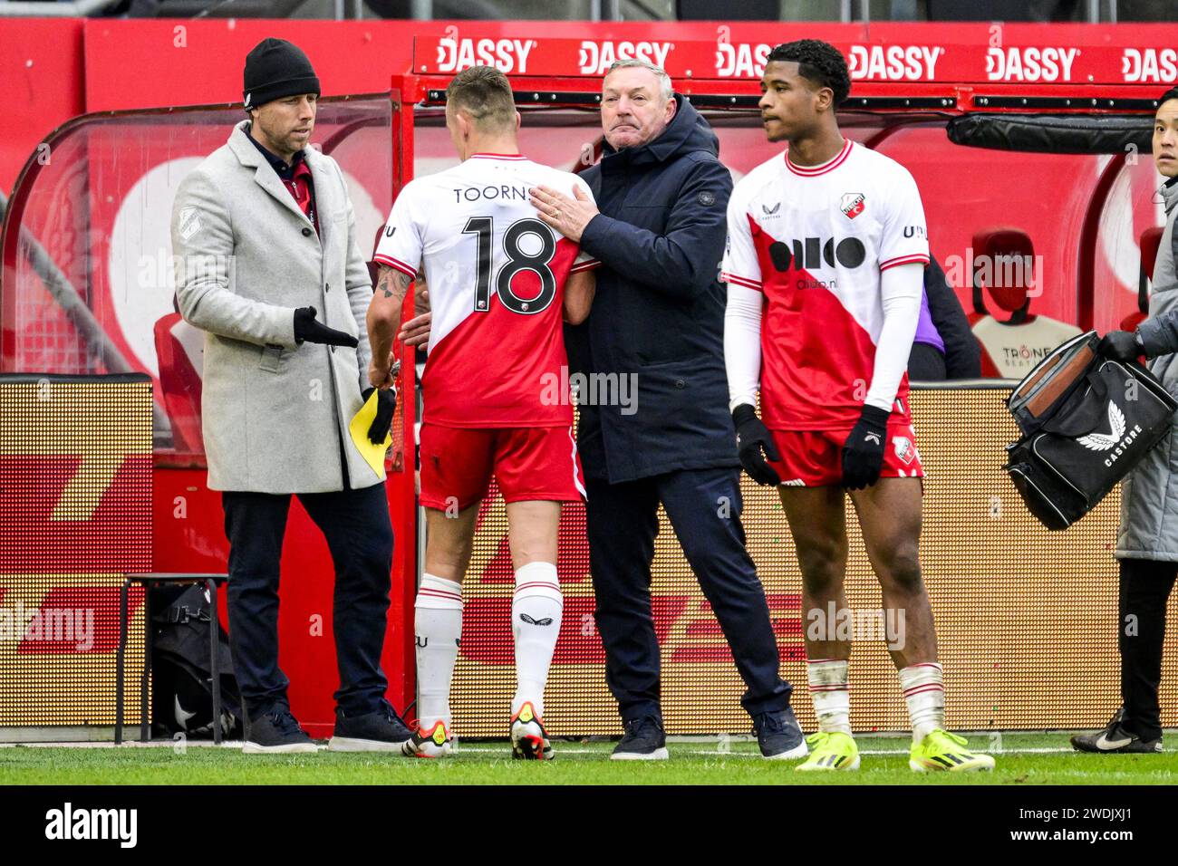UTRECHT - (l-r) Jens Toornstra of FC Utrecht, FC Utrecht coach Ron Jans during the Dutch ...