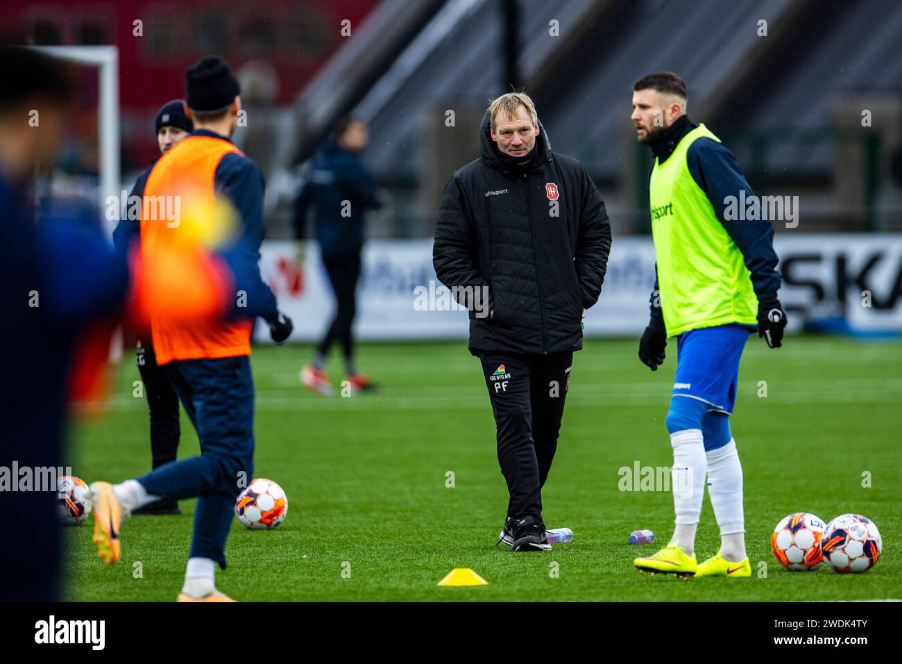 Broendby, Denmark. 20th Jan, 2024. Head coach Per Frandsen of Hvidovre ...
