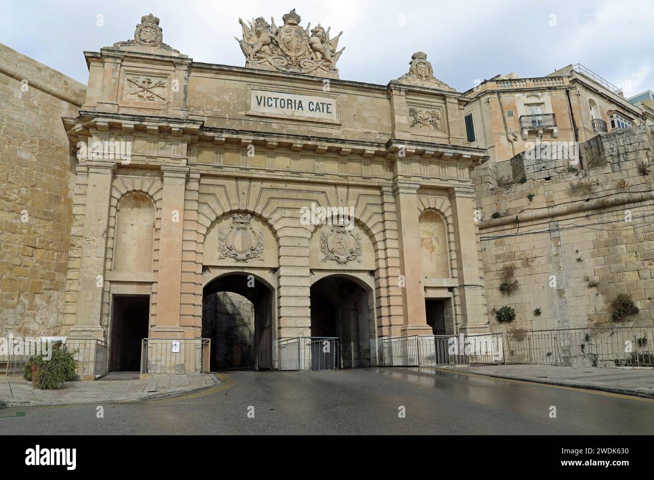 Victoria gate hi-res stock photography and images - Alamy