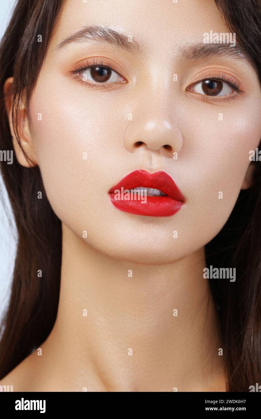 Beautiful Asian women's faces, faces for makeup, face cosmetics advertising, hi res Stock Photo ...