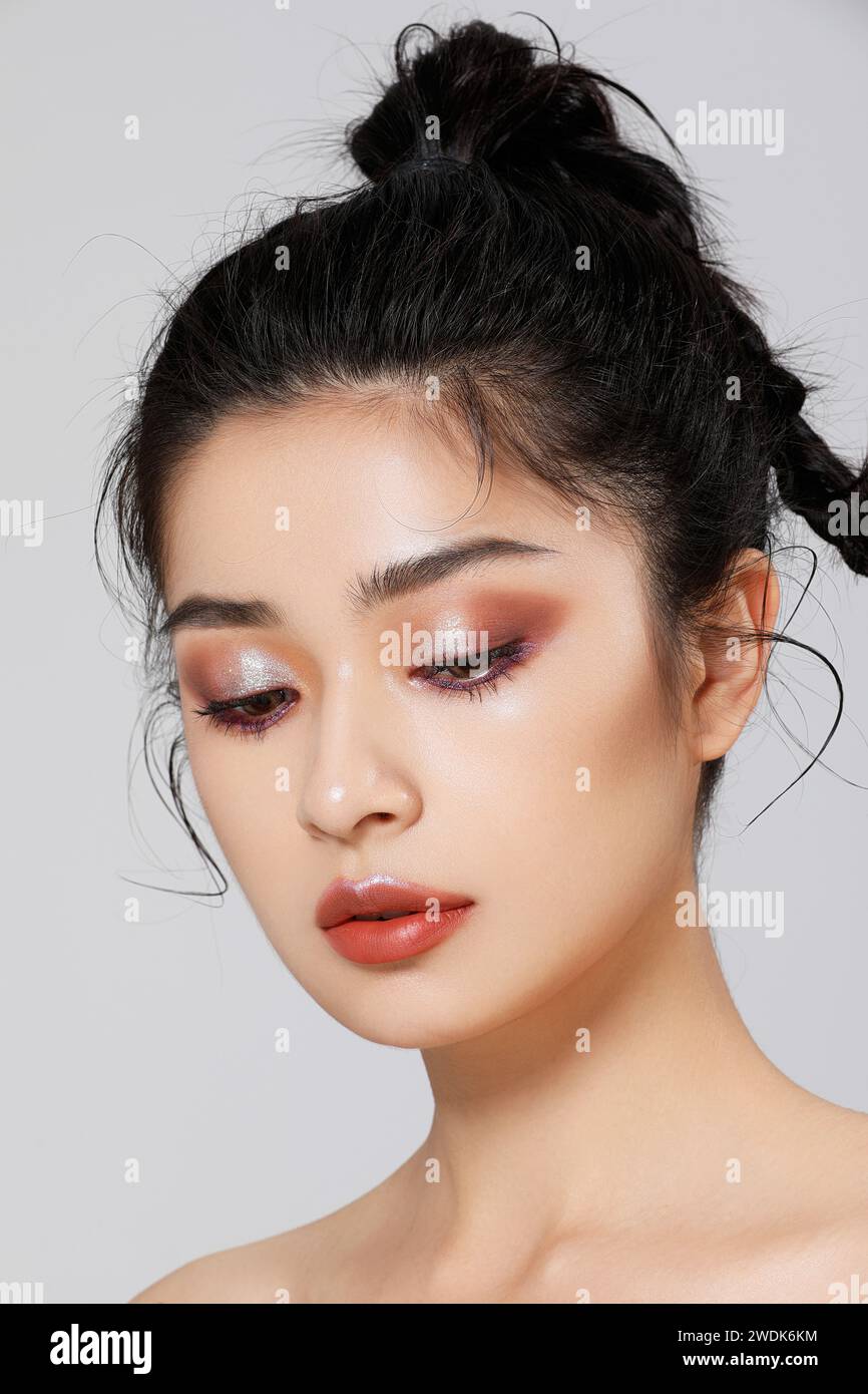 Beautiful Asian women's faces, faces for makeup, face cosmetics advertising, hi res Stock Photo ...