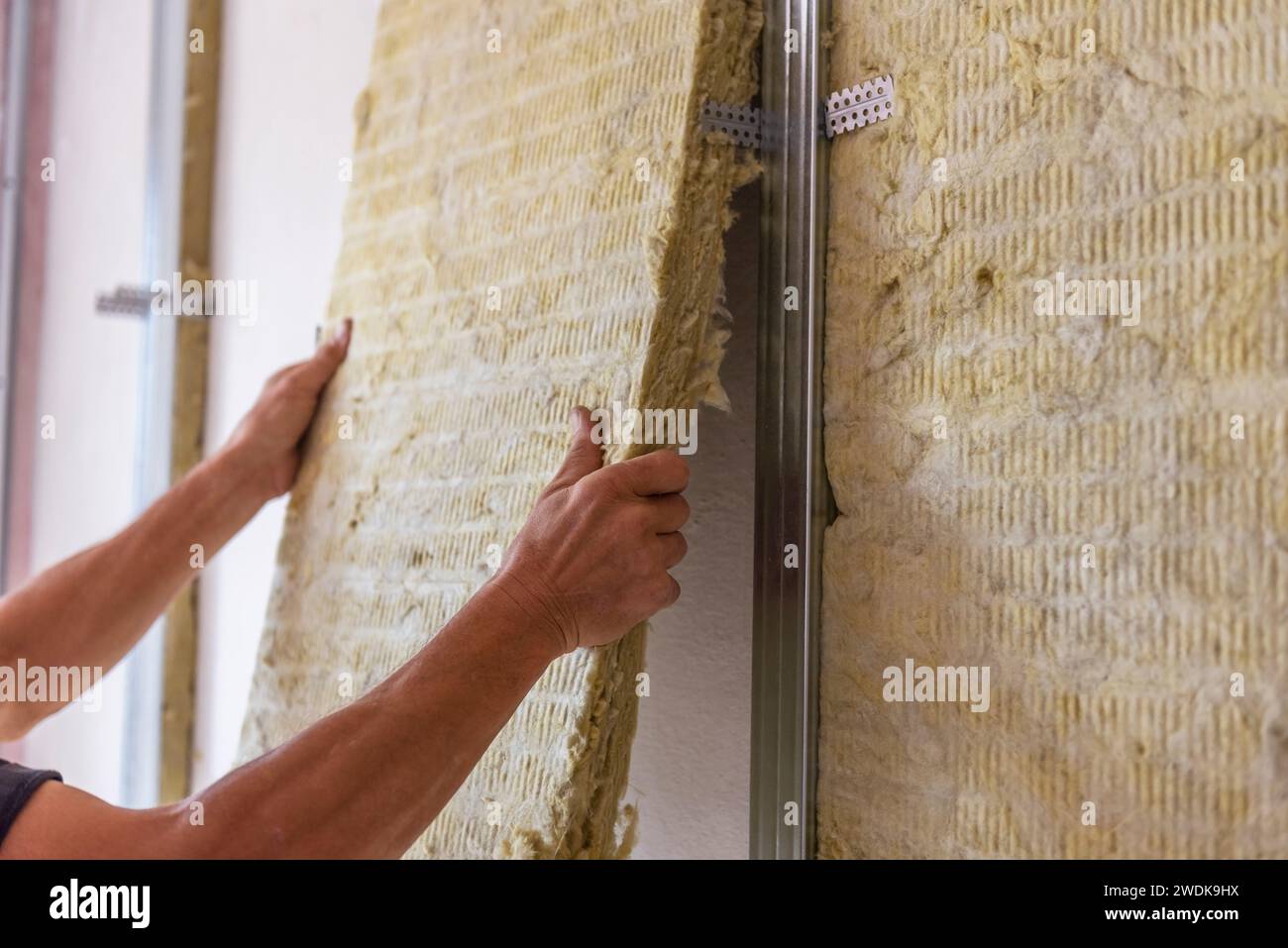 Mineral fiber ceiling hi-res stock photography and images - Alamy