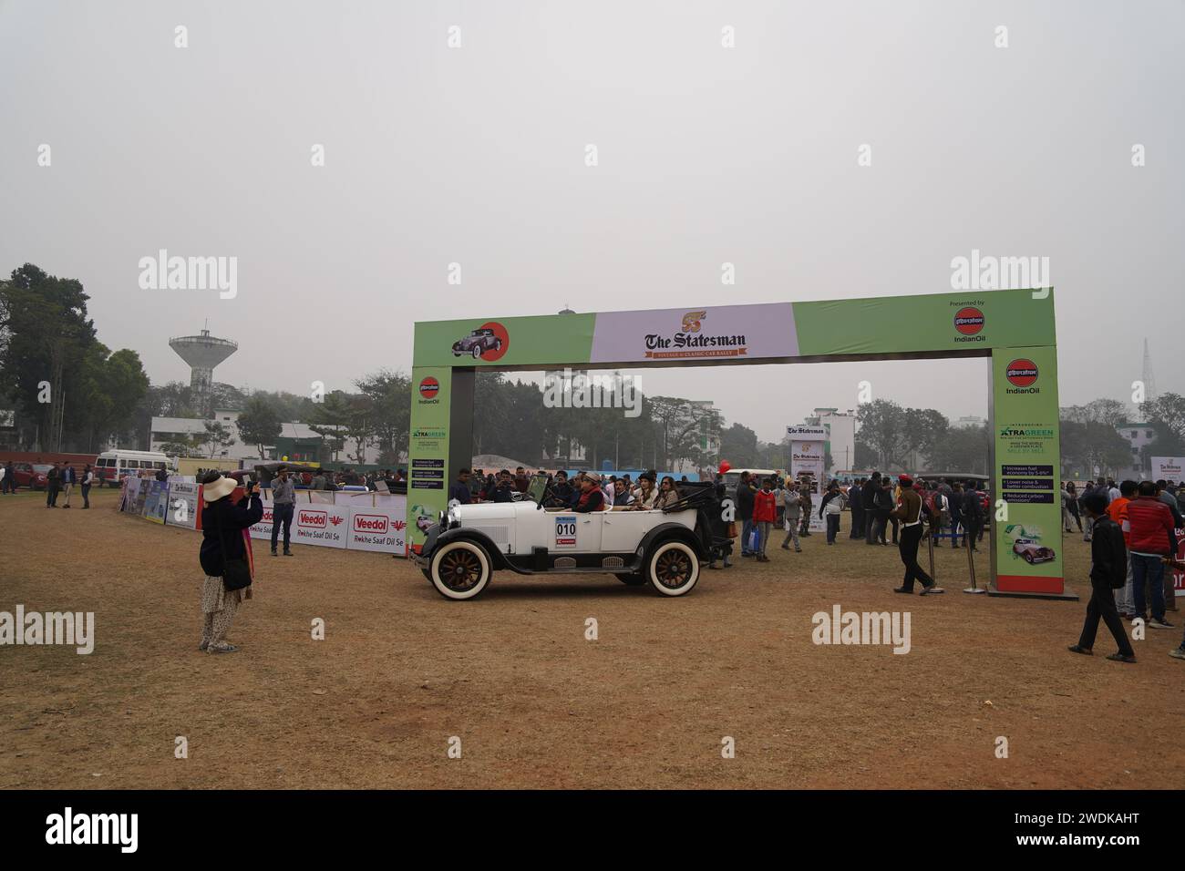 Kolkata, West Bengal, India. 21st Jan, 2024. In a dazzling display of ...