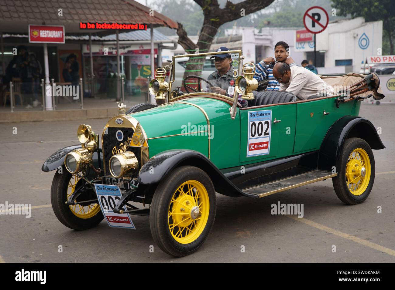 Kolkata, West Bengal, India. 21st Jan, 2024. In a dazzling display of ...