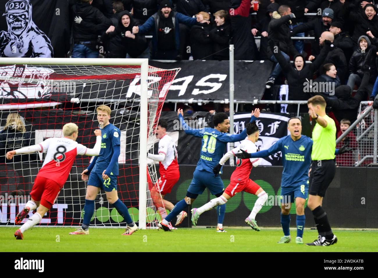 UTRECHT - Othmane Boussaid of FC Utrecht scores the 1-1 during the ...