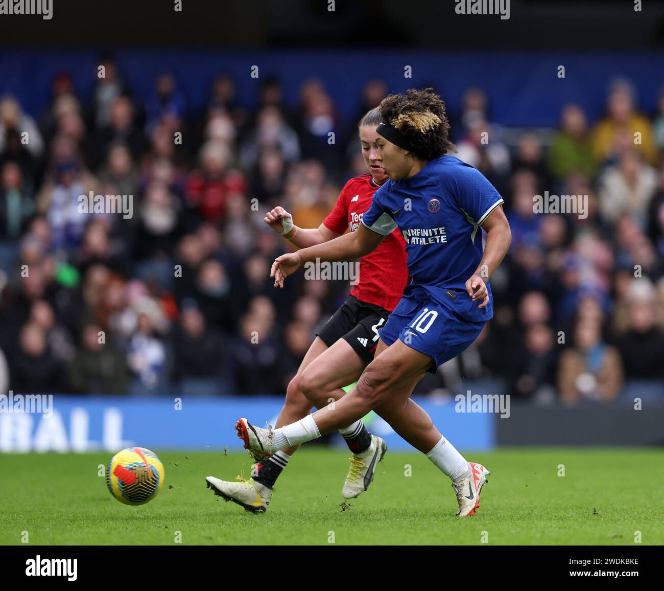Lauren james goal chelsea hi-res stock photography and images - Alamy