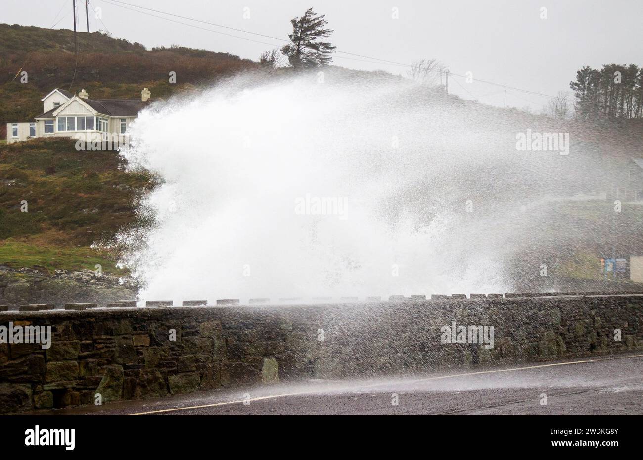 Tragumna, West Cork, Ireland. Sunday 20th January 2024. Storm Isha ...