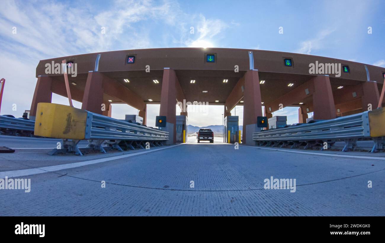 California Bound: Road Trip Checkpoint on Highway 15 Stock Photo - Alamy