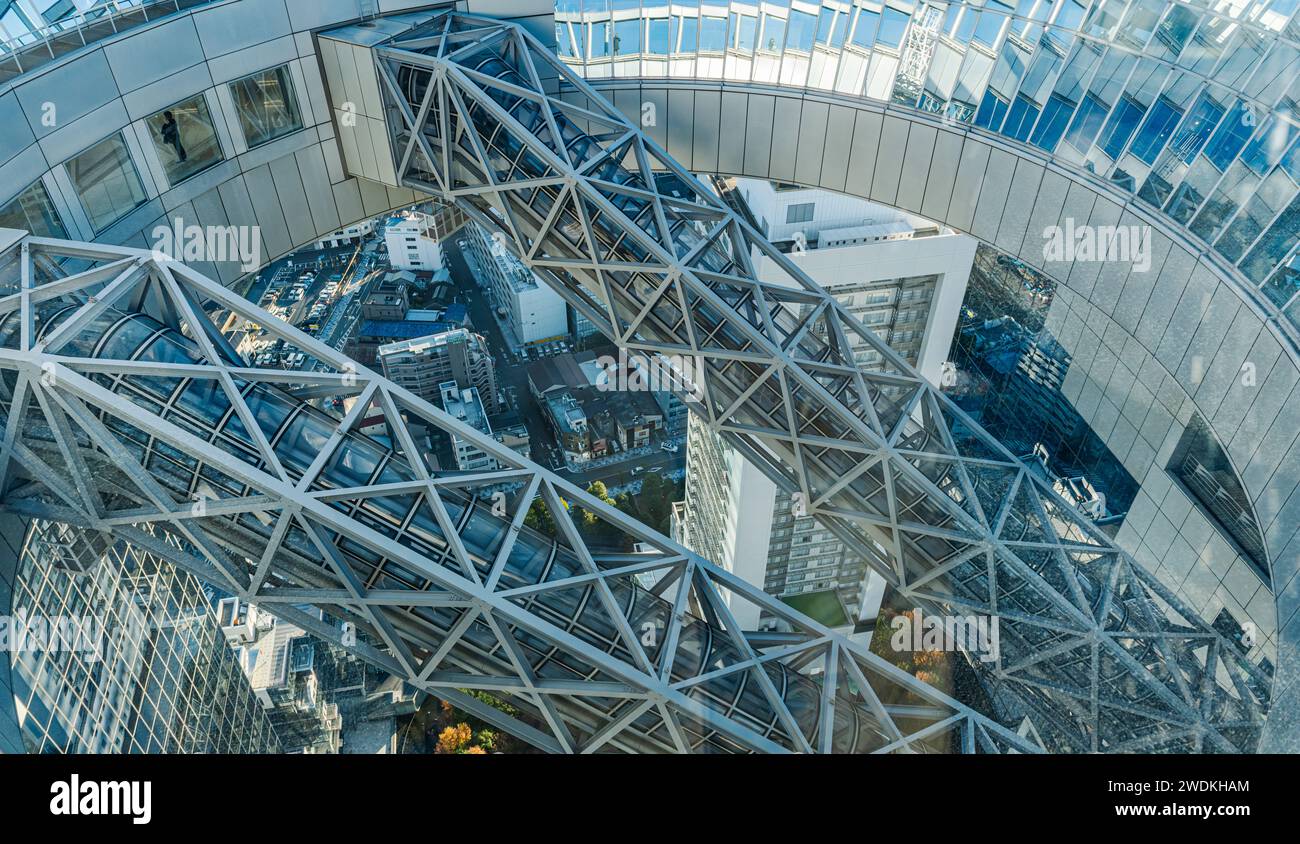 Connecting building hi-res stock photography and images - Alamy