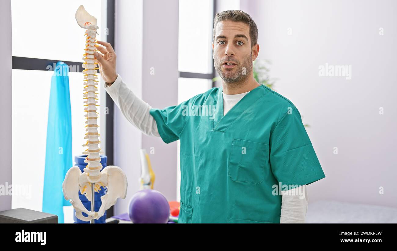 Spine explanation hi-res stock photography and images - Alamy