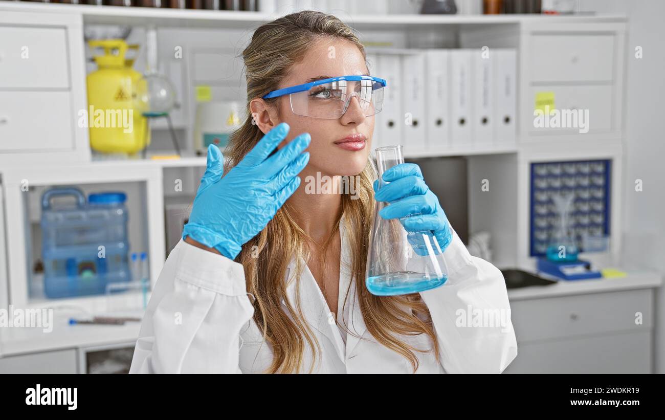 Science experiment and smell hi-res stock photography and images - Alamy