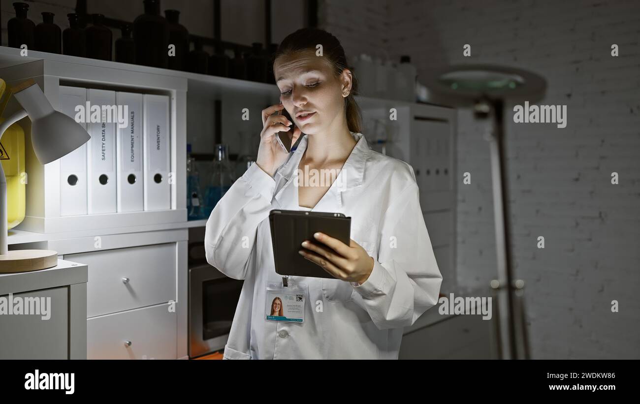 Healthcare multitasking hi-res stock photography and images - Alamy
