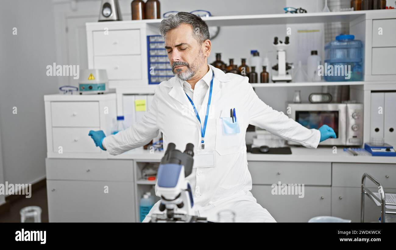 Man scientist long grey hi-res stock photography and images - Alamy