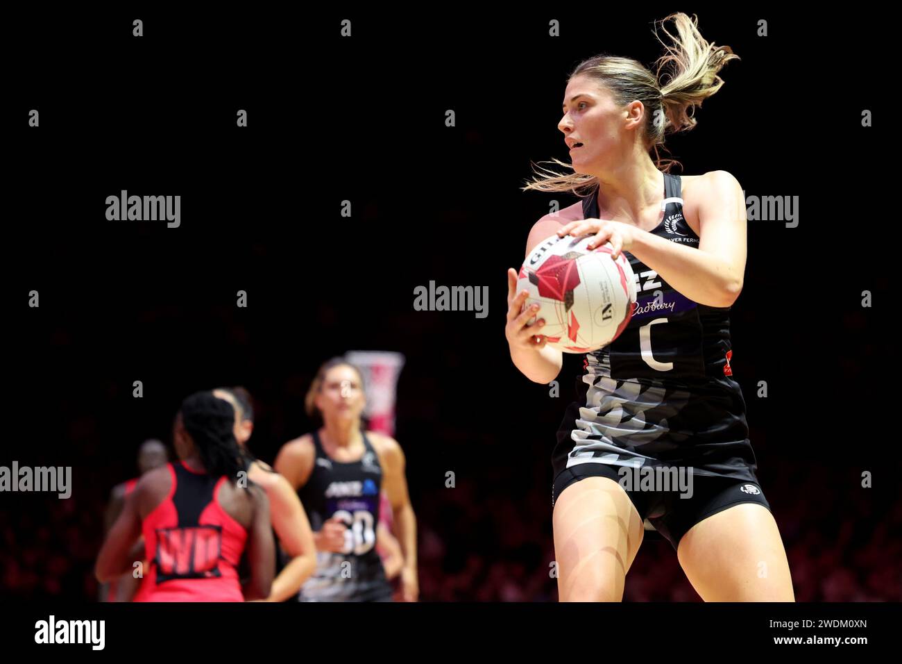 Uganda she cranes hi-res stock photography and images - Alamy