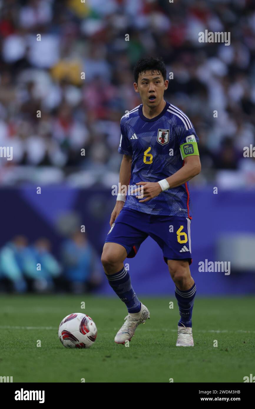 Qatar, Al Rayyan 19 January 2024 - Wataru Endo of Japan with captain ...