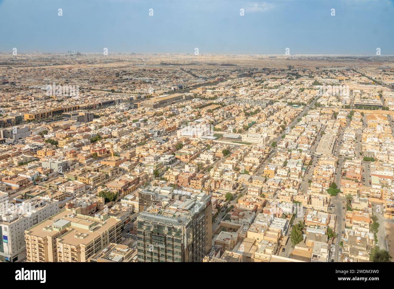 Riyadh building hi-res stock photography and images - Alamy
