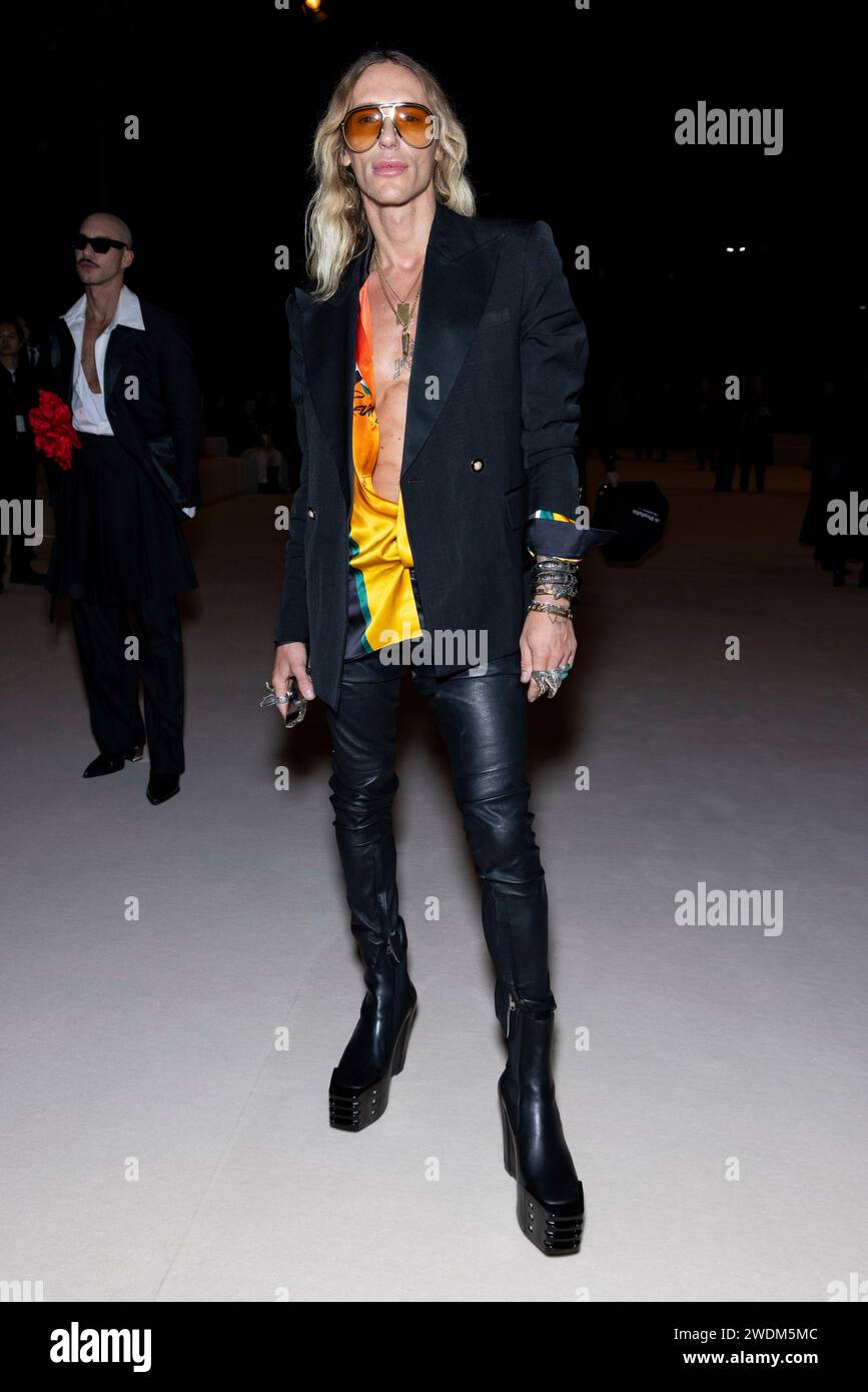 Paris, Frankreich. 20th Jan, 2024. Tyrone Dylan attends BALMAIN Homme ...