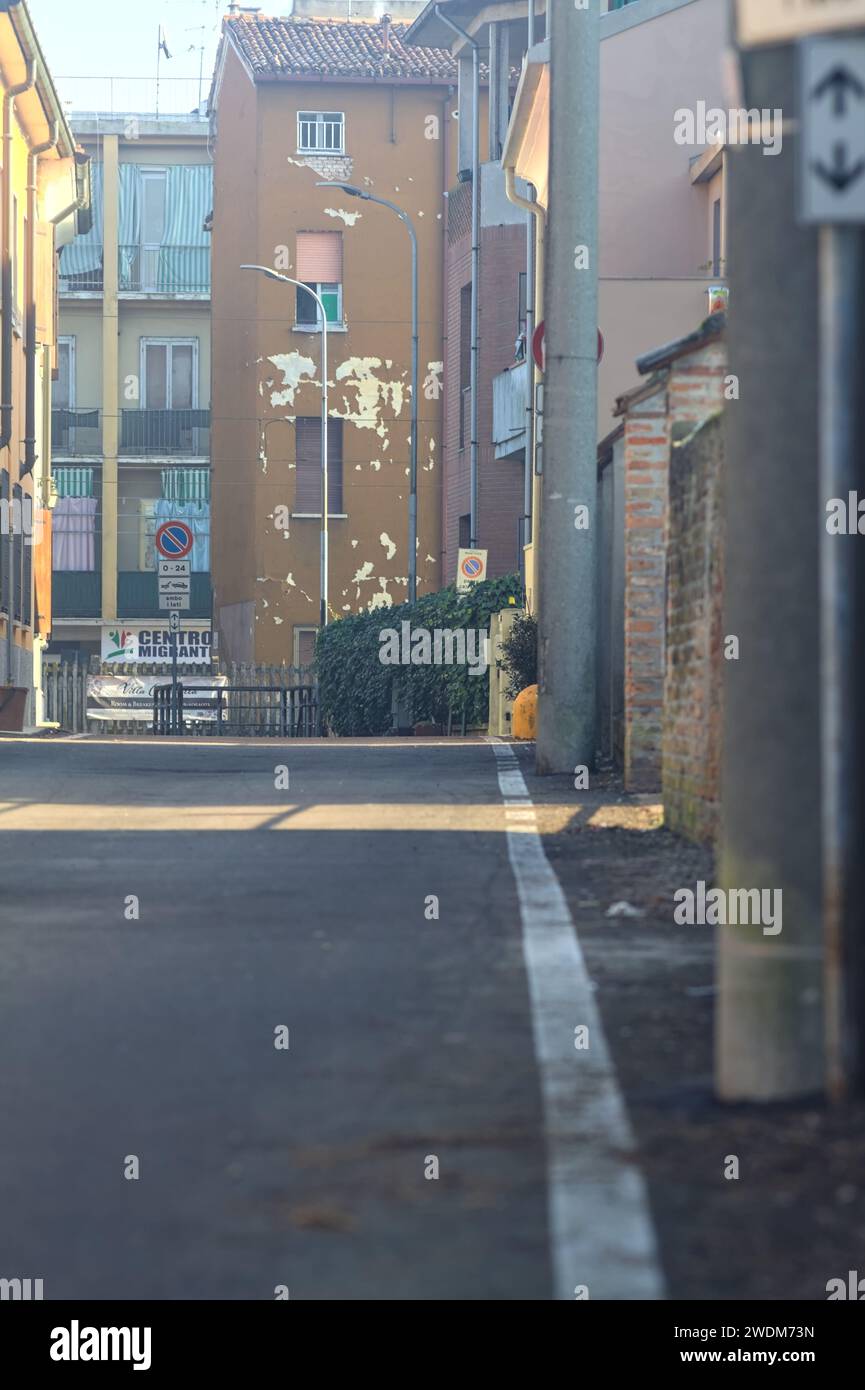 Dead end street in a town Stock Photo - Alamy