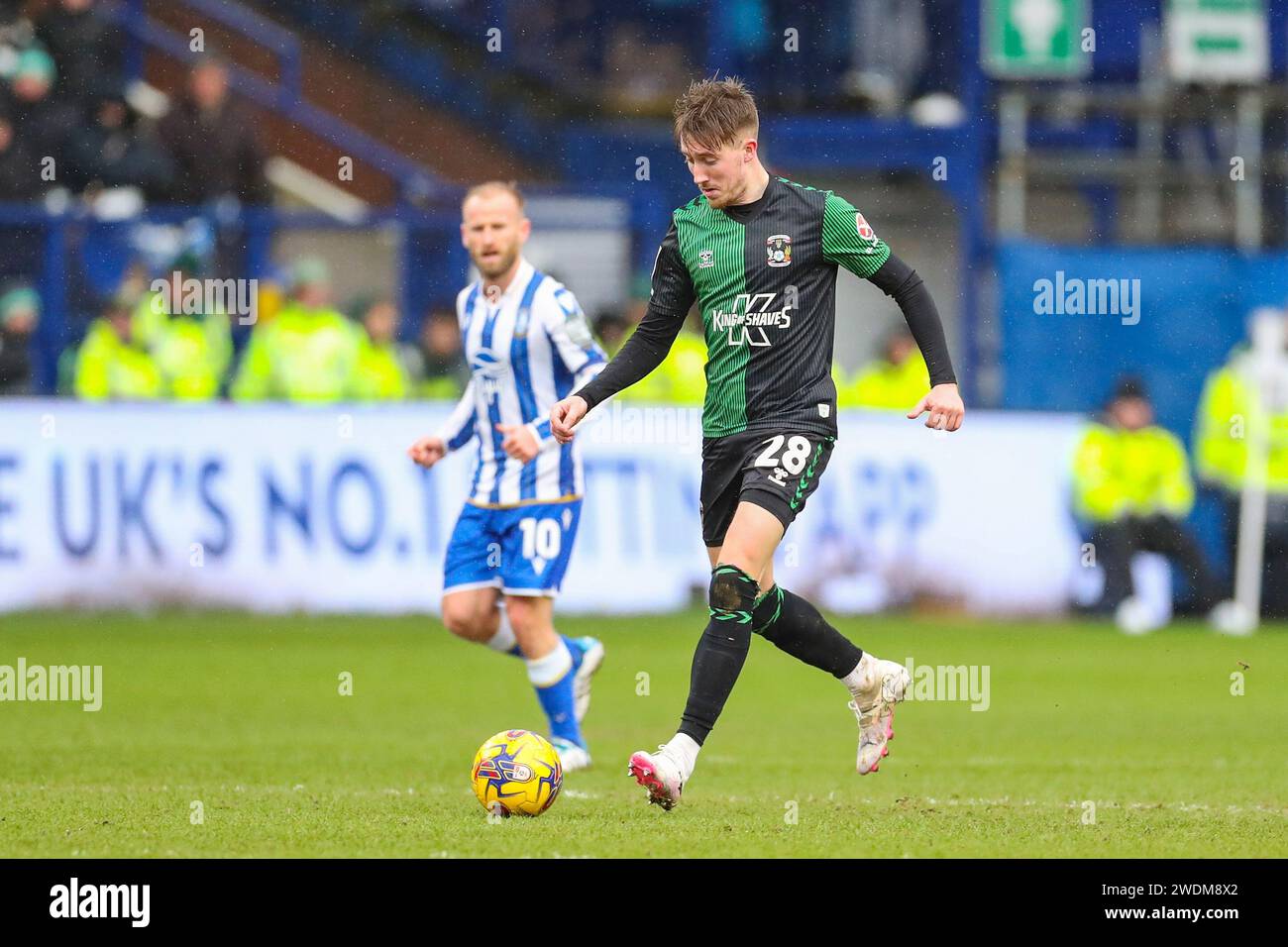 Sheffield, UK. 20th Jan, 2024. Coventry City midfielder Josh Eccles (28 ...