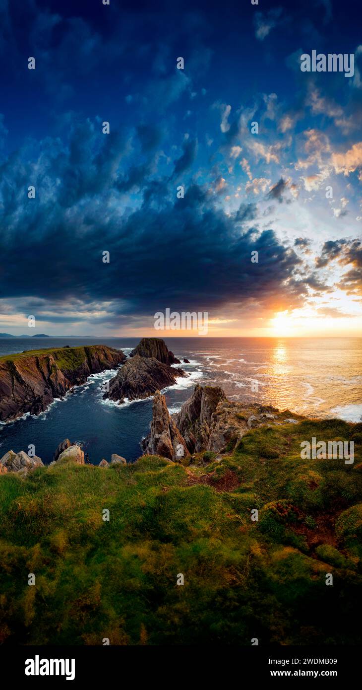 Sunset at Malin Head, Inishowen, Cponty Donegal, Ireland Stock Photo ...