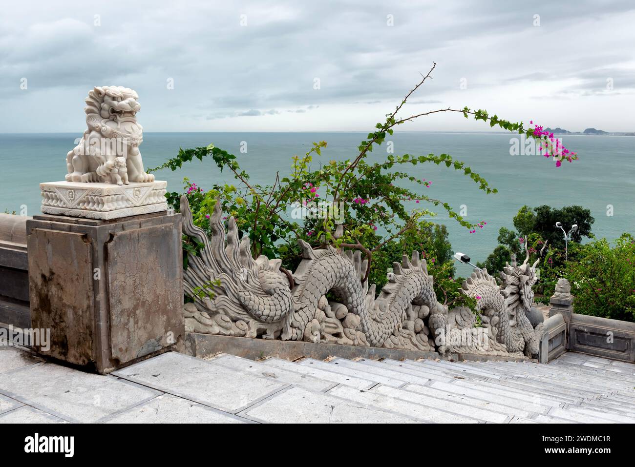 Details of the stairs of Linh Ung Pagoda - Lady Buddha in Da Nang ...