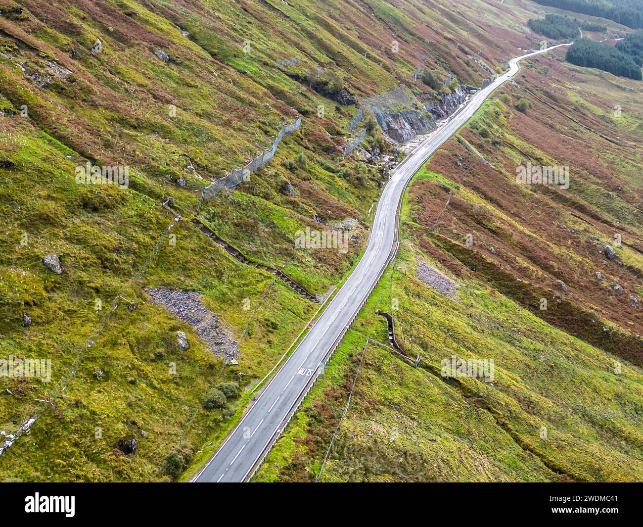 Landslide aerial rockslide hi-res stock photography and images - Alamy