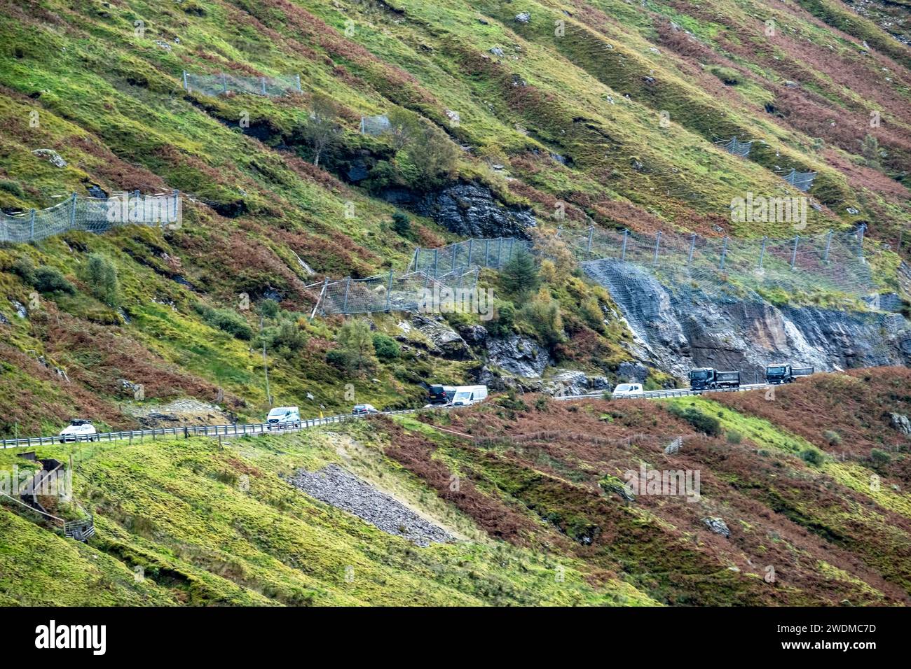 Landslide aerial rockslide hi-res stock photography and images - Alamy
