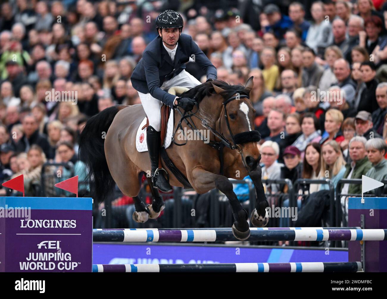Double jeu dhonvault hi-res stock photography and images - Alamy