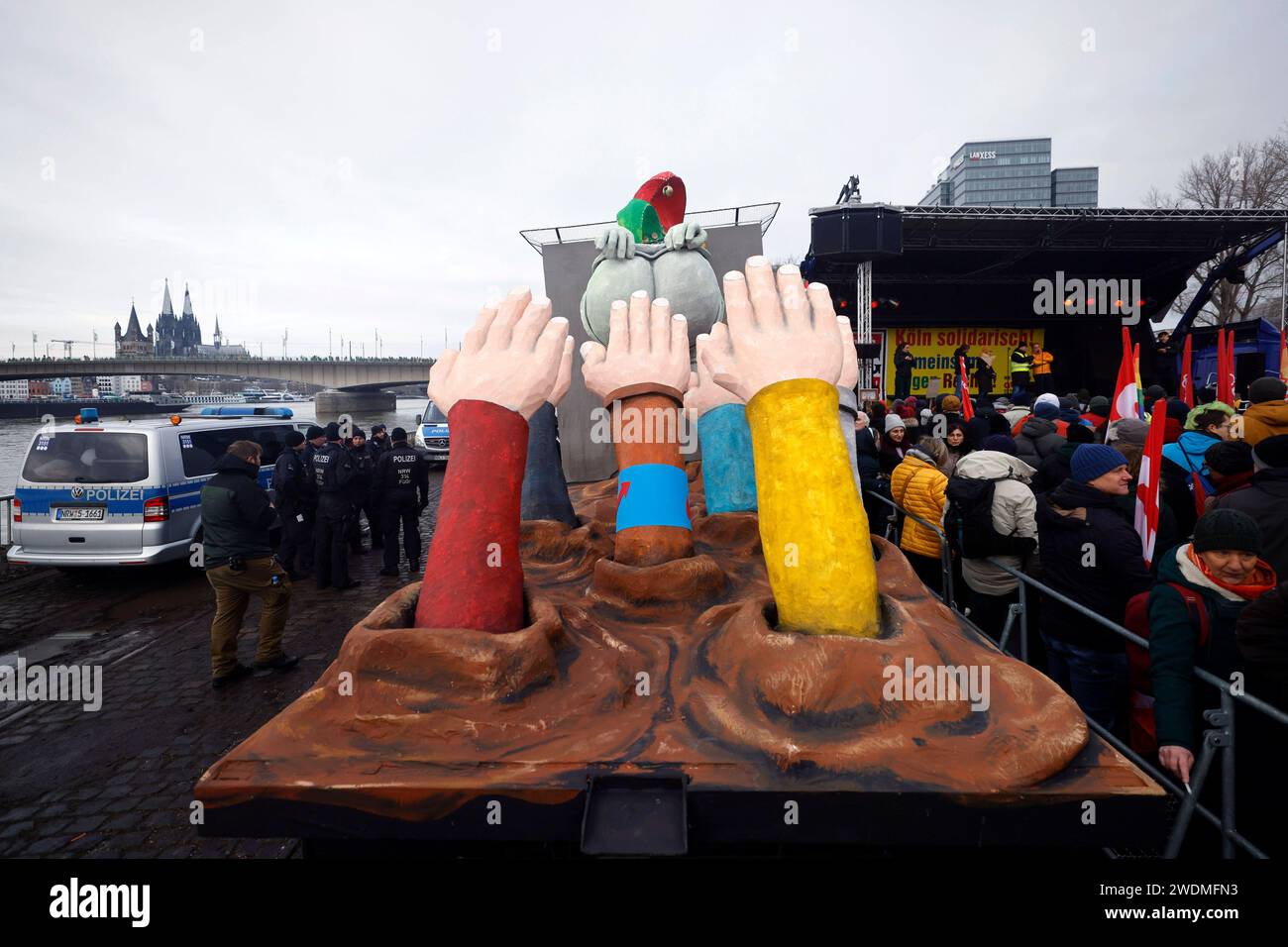 Hitler zeichen hi-res stock photography and images - Alamy