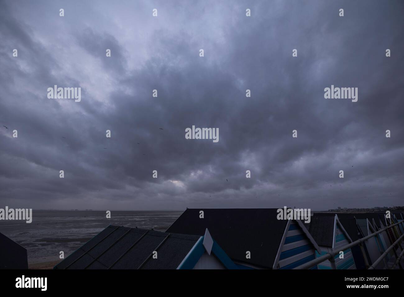 Southend on Sea, UK. 21st Jan, 2024. Storm clouds begin to spread over ...