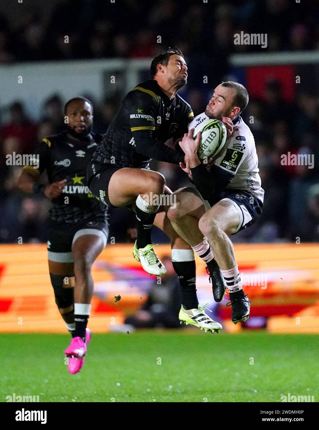 Dragons RFC's Cai Evans (right) and Hollywoodbets Sharks' Francois ...