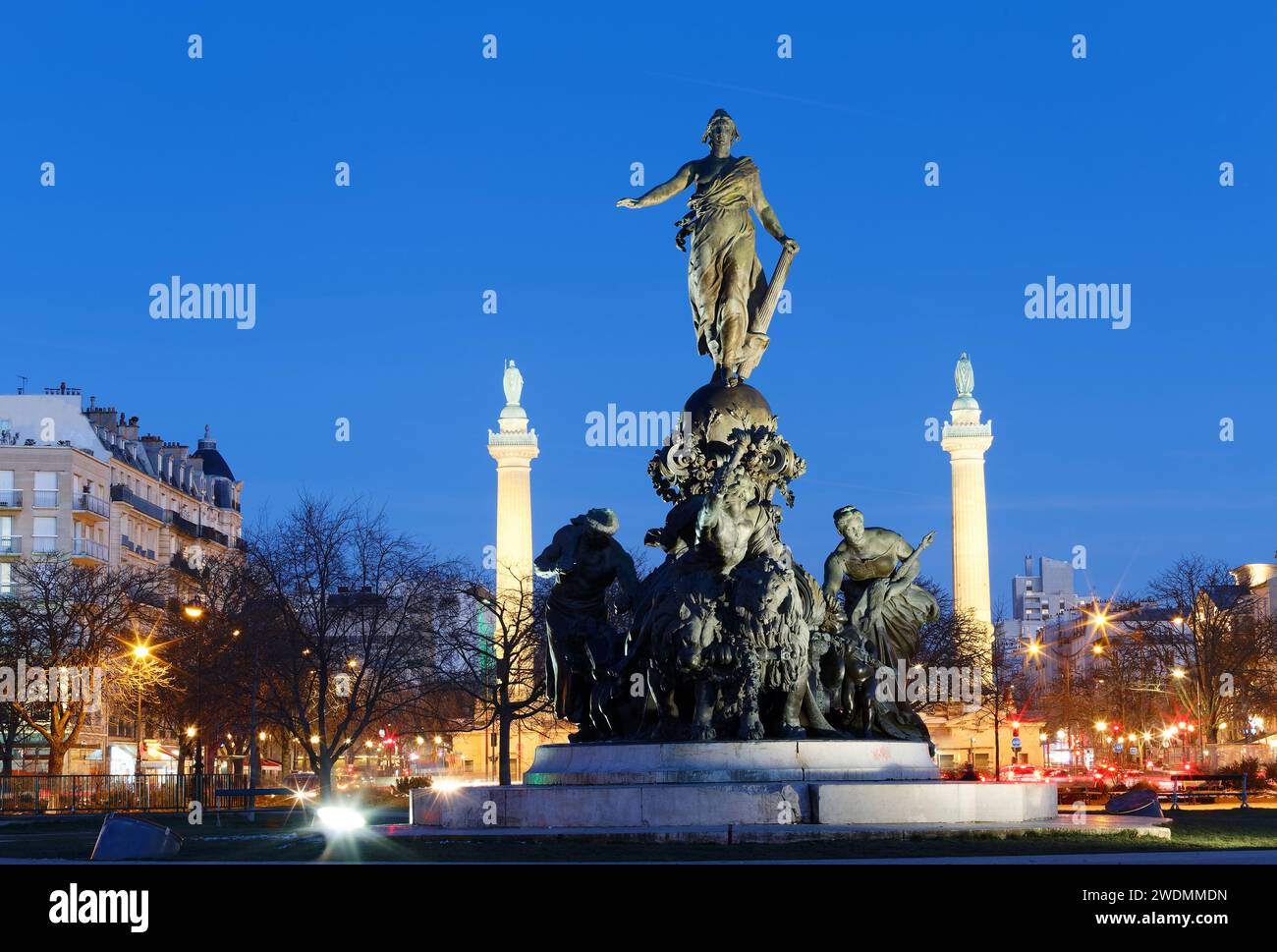 Columns of trône hi-res stock photography and images - Alamy