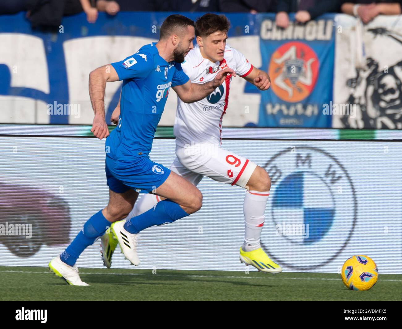 Empoli, Italy. 21st Jan, 2024. Colombo Lorenzo Monza carries the ball ...