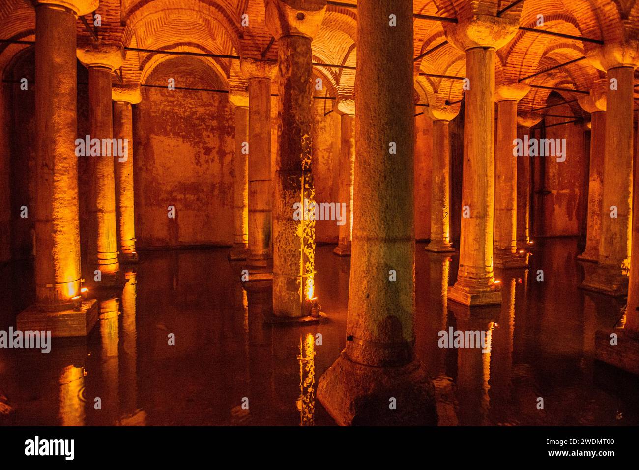 Basilica Cistern, Sunken Palace, Istanbul, Turkey Stock Photo - Alamy