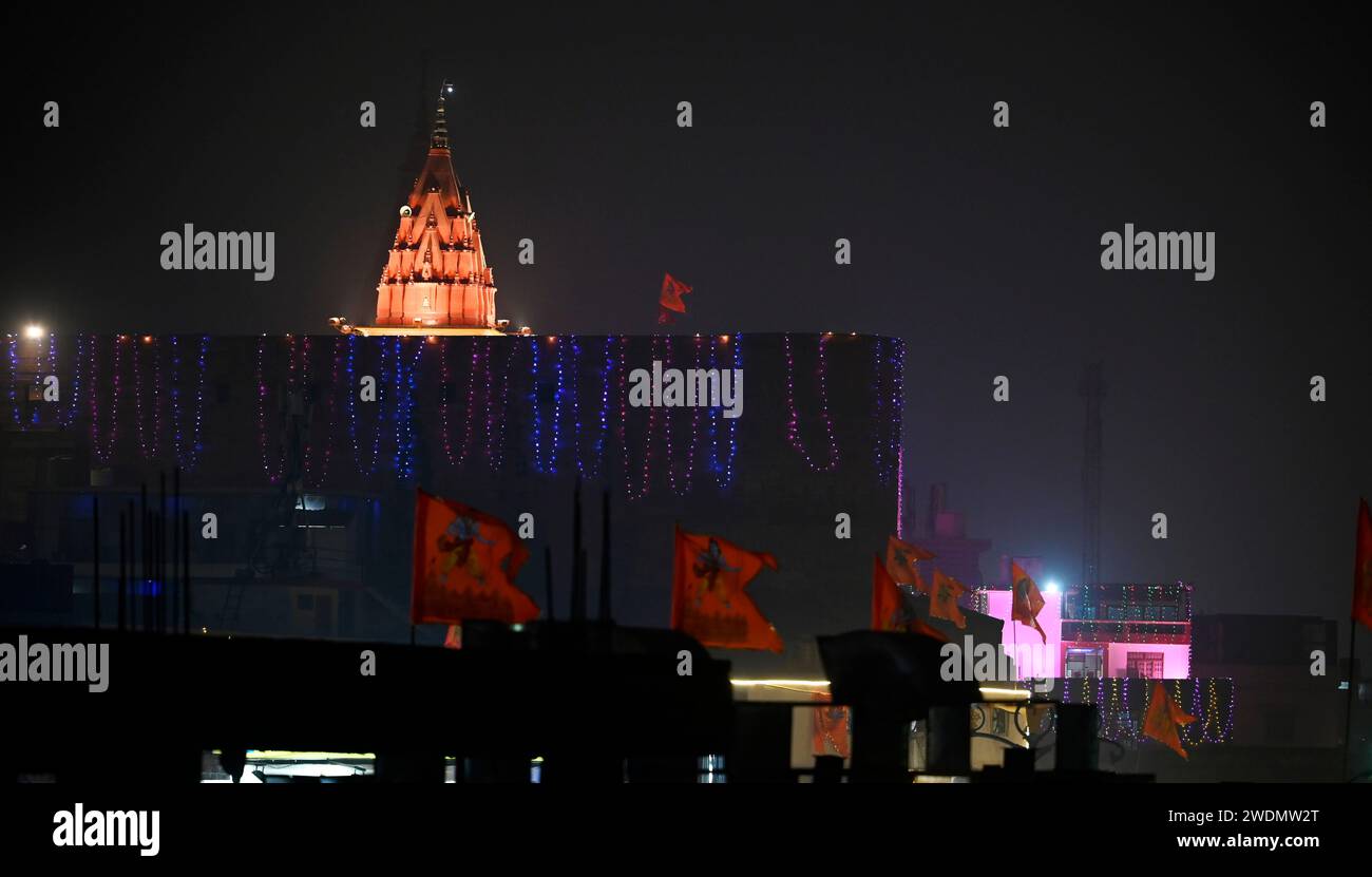 Hanuman garhi temple ayodhya hi-res stock photography and images - Alamy