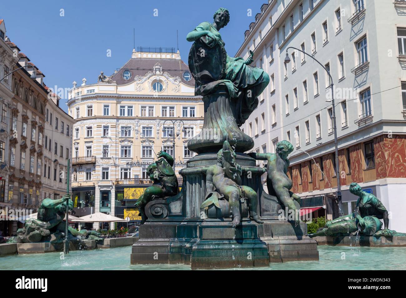 Donnerburg Fountain Vienna Austrtia Stock Photo - Alamy