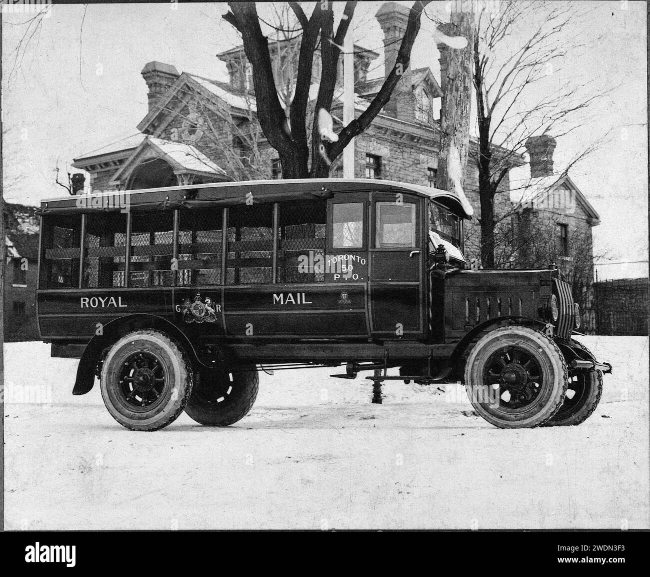 Vintage truck 1920s hi-res stock photography and images - Alamy