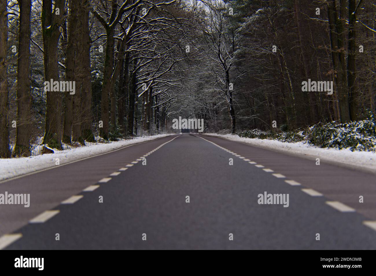 Long distance travel horizontal hi-res stock photography and images - Alamy