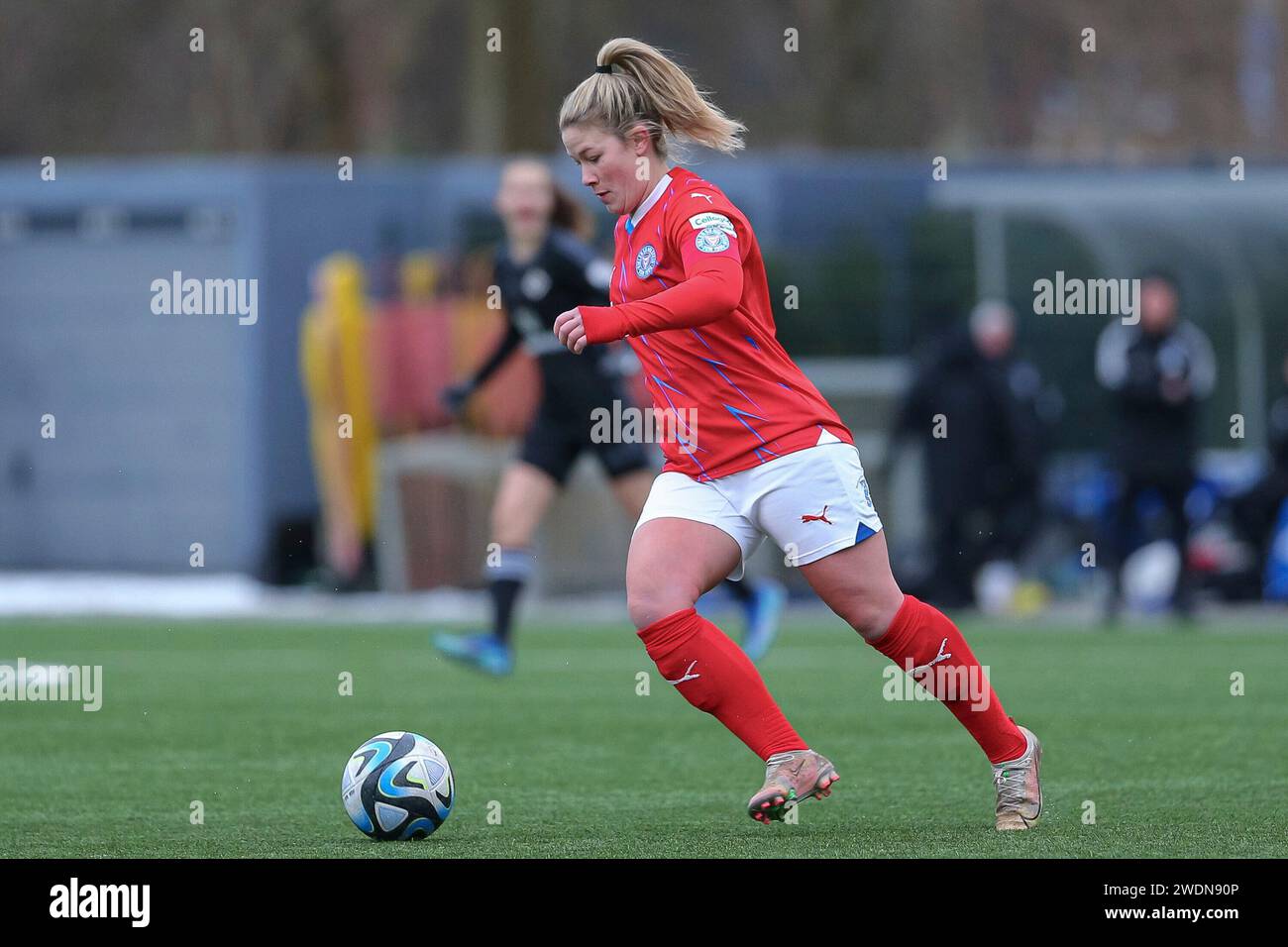 Hamburg, Deutschland. 21st Jan, 2024. v.li.: Sarah Begunk (Holstein ...
