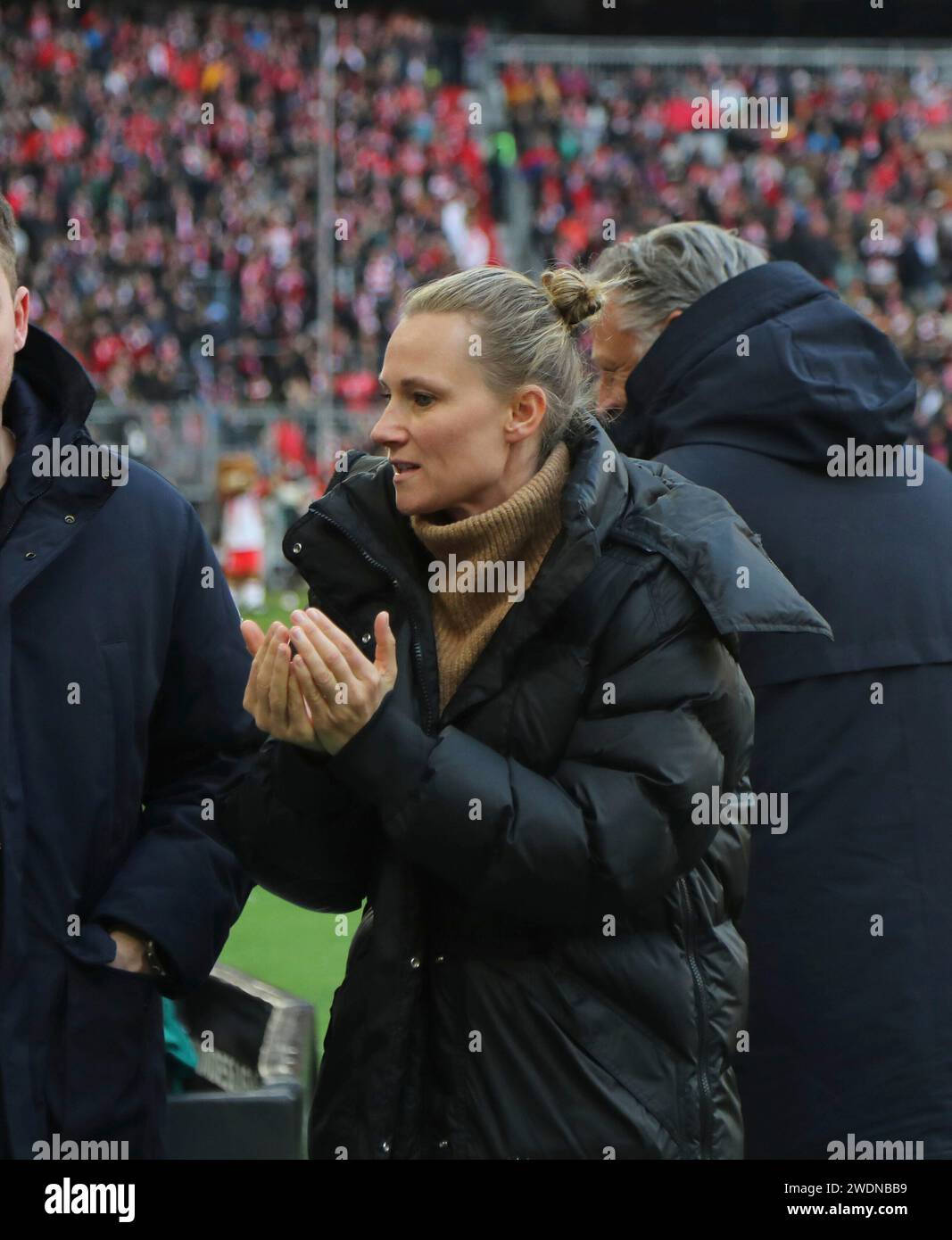 Teammanagement fc bayern munchen hi-res stock photography and images ...
