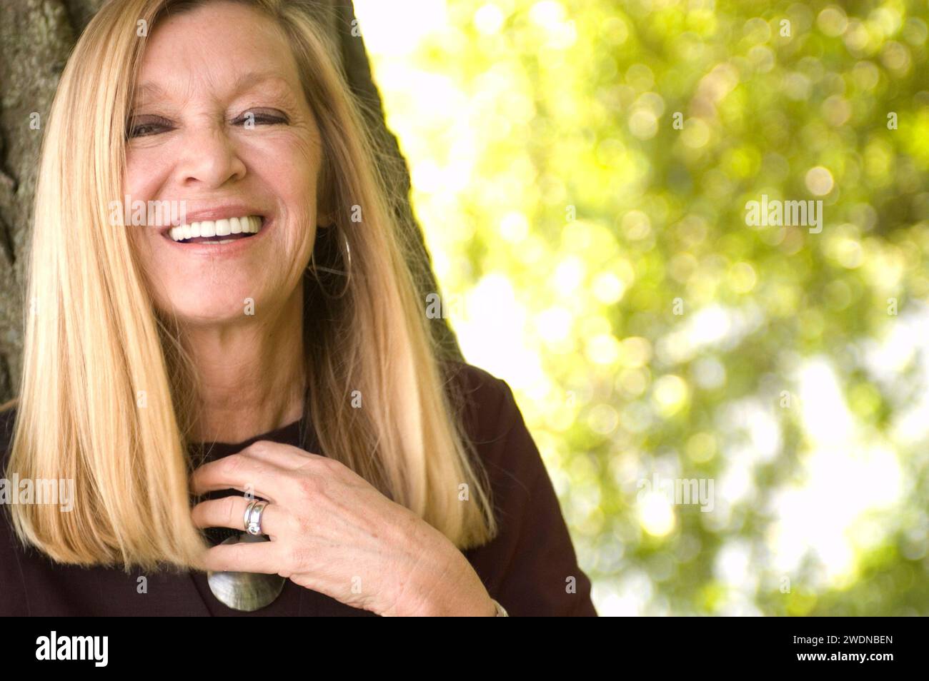 FILE - Singer Mary Weiss is photographed in Babylon, N.Y., on June 18 ...