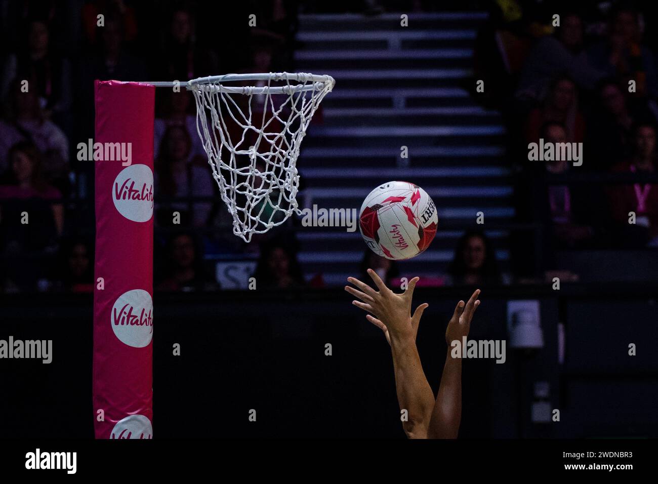 Netball players uk hi-res stock photography and images - Alamy