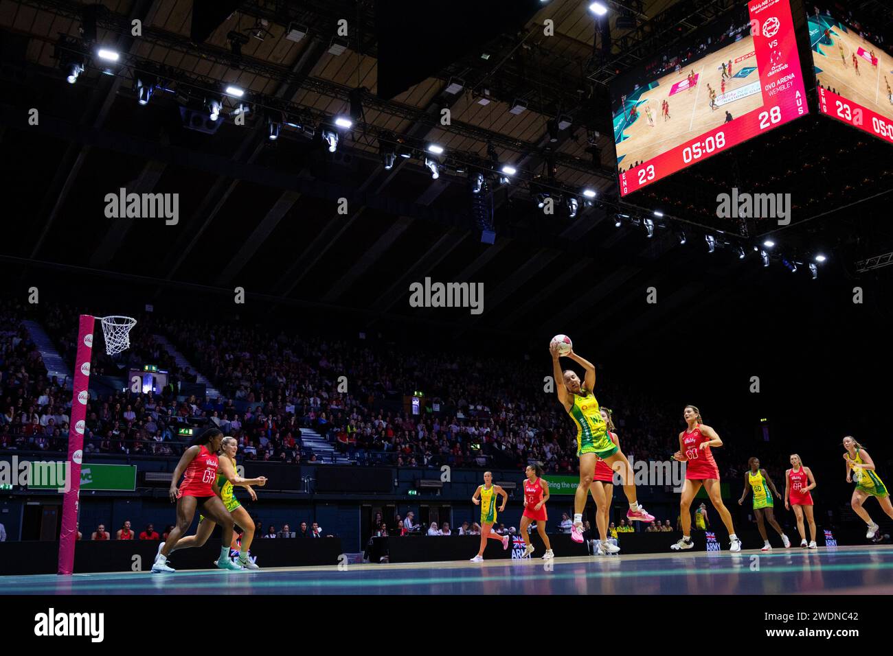 Netball players uk hi-res stock photography and images - Alamy