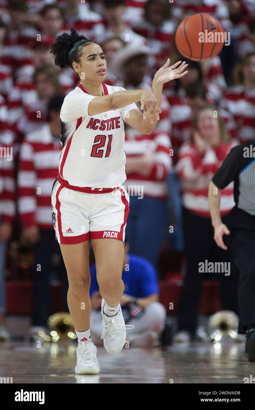 RALEIGH, NC - JANUARY 21: NC State Wolfpack guard Madison Hayes (21 ...