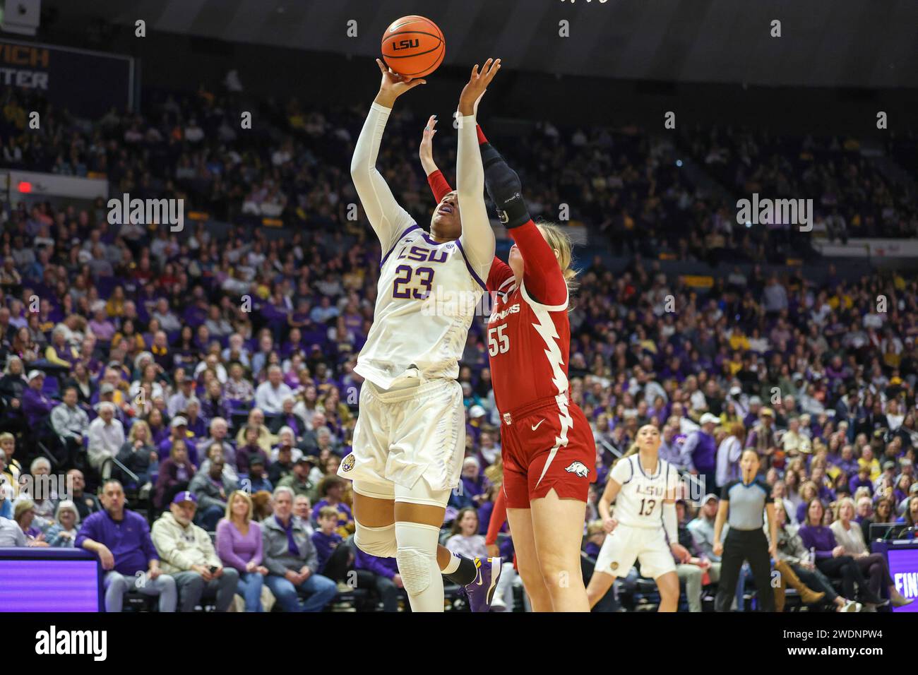 January 21, 2024: LSU's Aalyah Del Rosario (23) puts up a shot past ...
