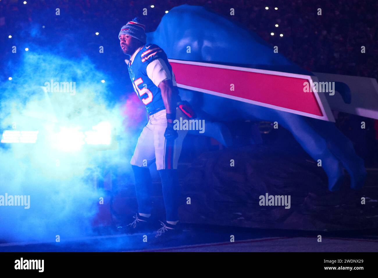 Buffalo Bills linebacker Tyrel Dodson (25) runs onto the field to play ...