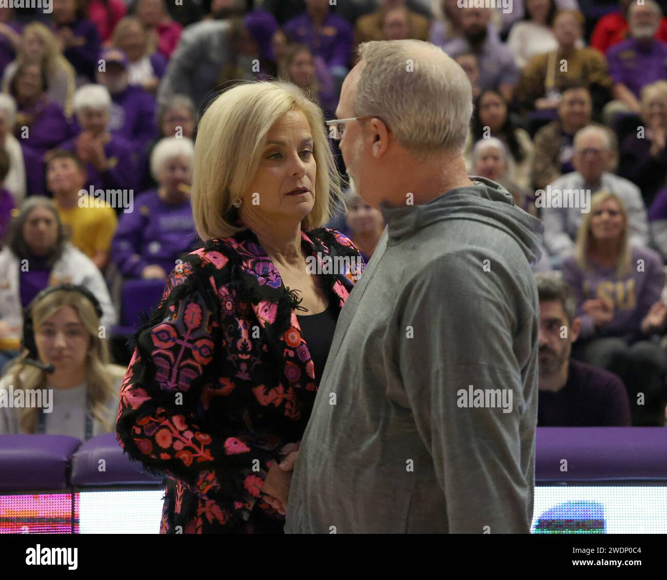 Baton Rouge, USA. 21st Jan, 2024. LSU Lady Tigers head coach Kim Mulkey ...