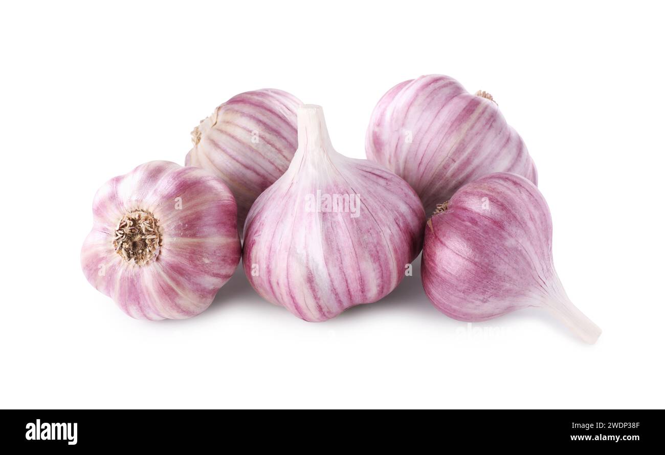 Pile of fresh raw garlic heads isolated on white Stock Photo - Alamy